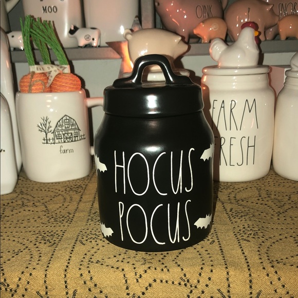 Rae Dunn | Holiday | Rae Dunn Hocus Pocus Baby Canister With Bats ...